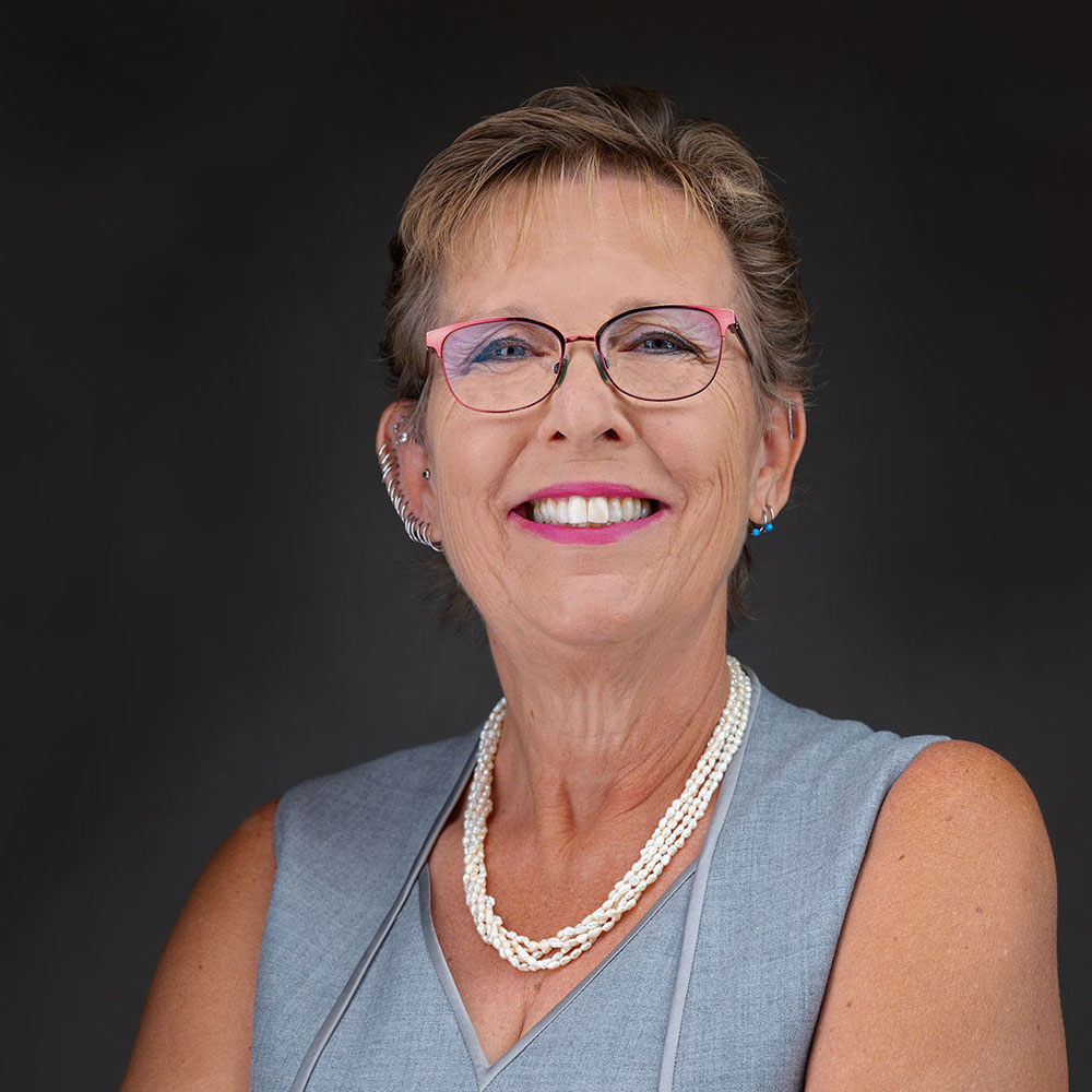 Annette Montgomery | Wolf Real Estate